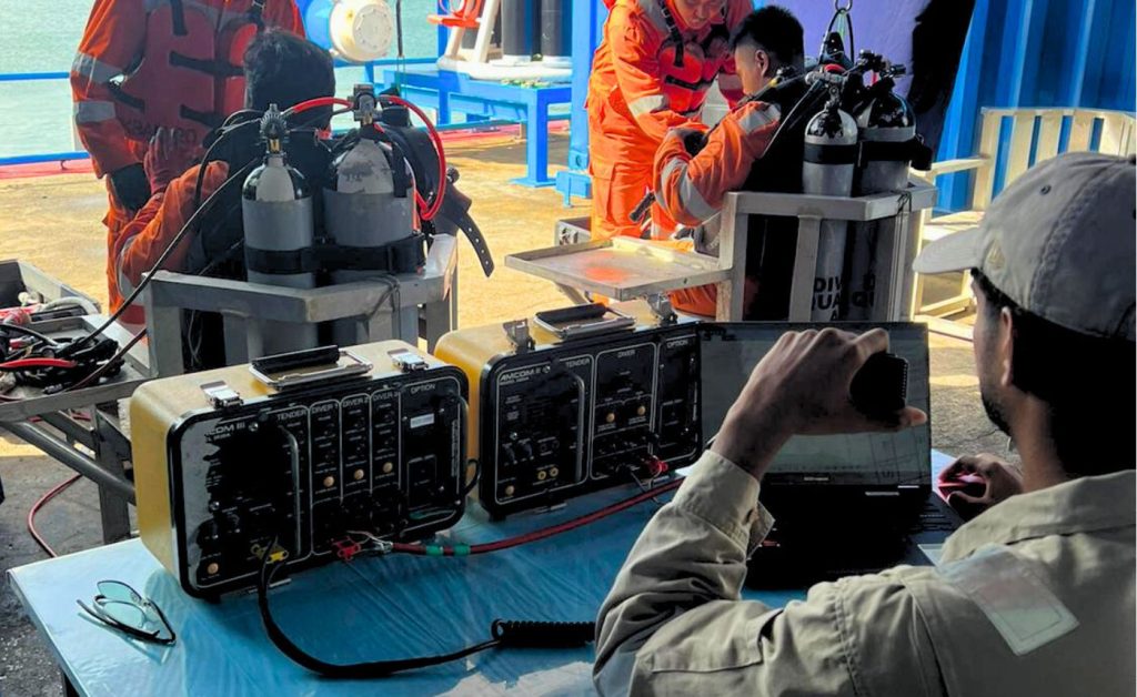 Commercial Self Contained Underwater Breathing Apparatus (CSCUBA ...